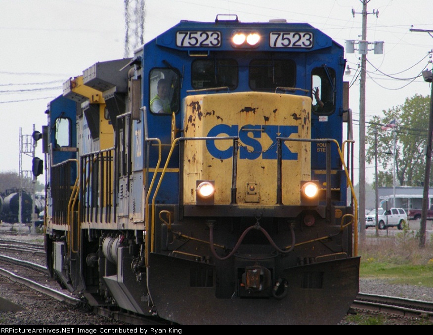 CSXT 7523